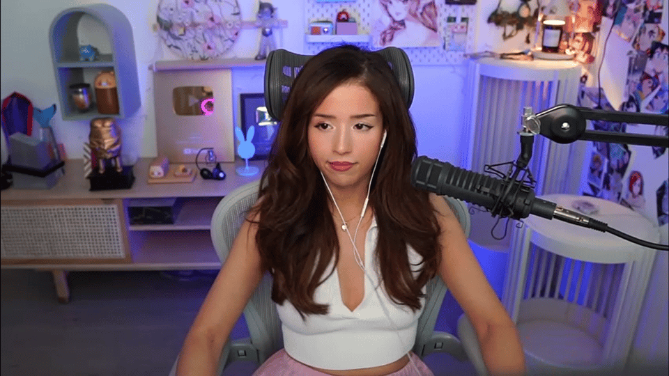 Pokimane casi se enzarza en una "pelea" real por culpa de… | EarlyGame